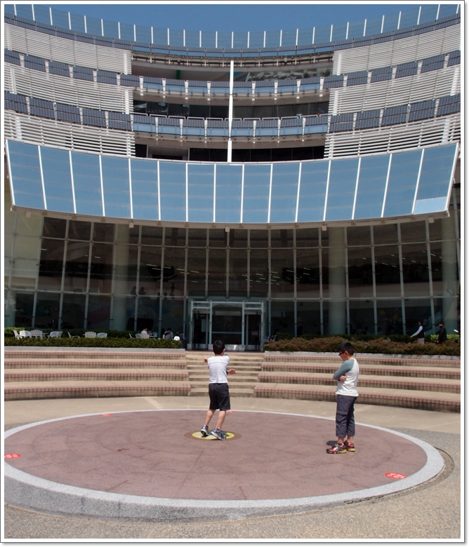 【桃園】卡司.蒂菈樂園 Castella Land 。好拍好玩又好吃的蛋糕夢工廠 - 咖啡老媽